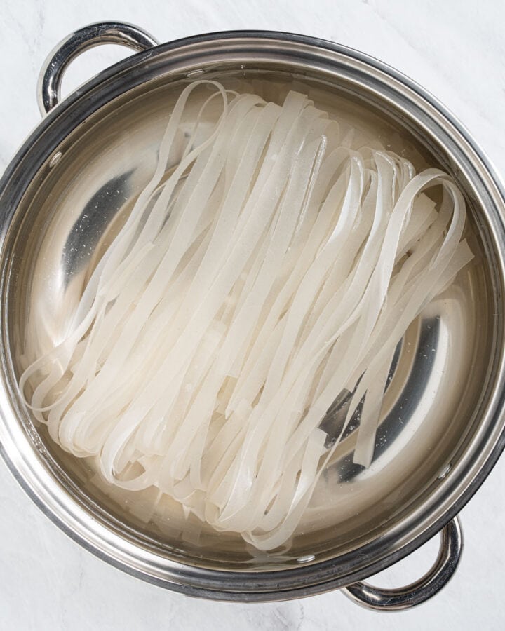 How To Cook Rice Noodles (Without Overcooking Them!) | Savory Sweet Spoon